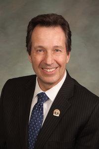 Daniel Kagan, accused of repeatedly using a women’s restroom at the ...