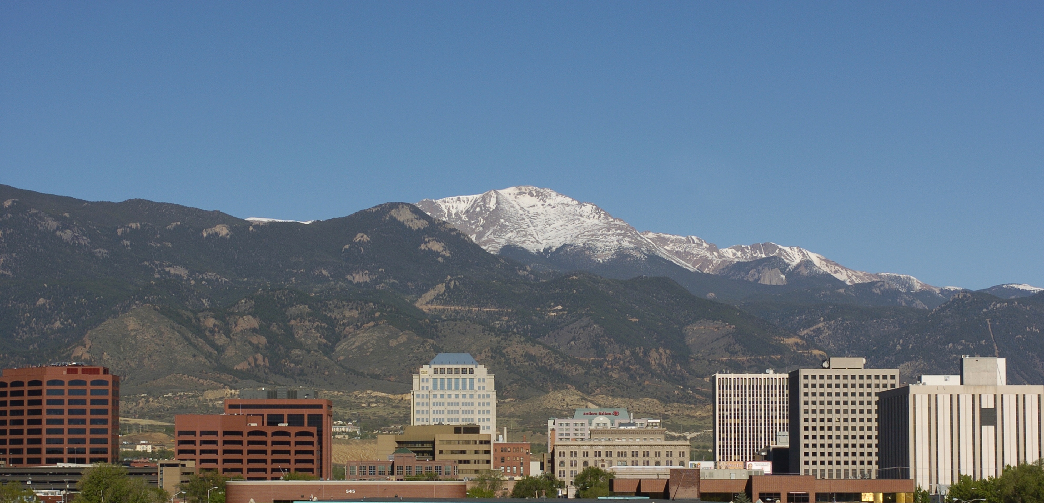 Restaurants, job training and low(er) home prices: A dive into why ...