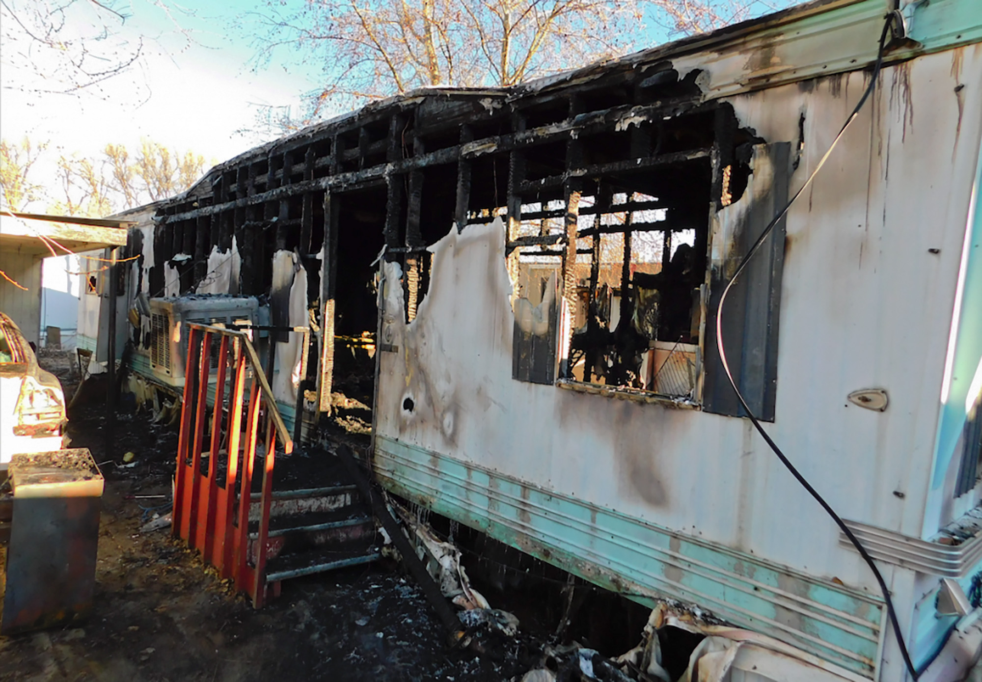 Parked: Fire can be risky, deadly drawback of living in mobile homes ...