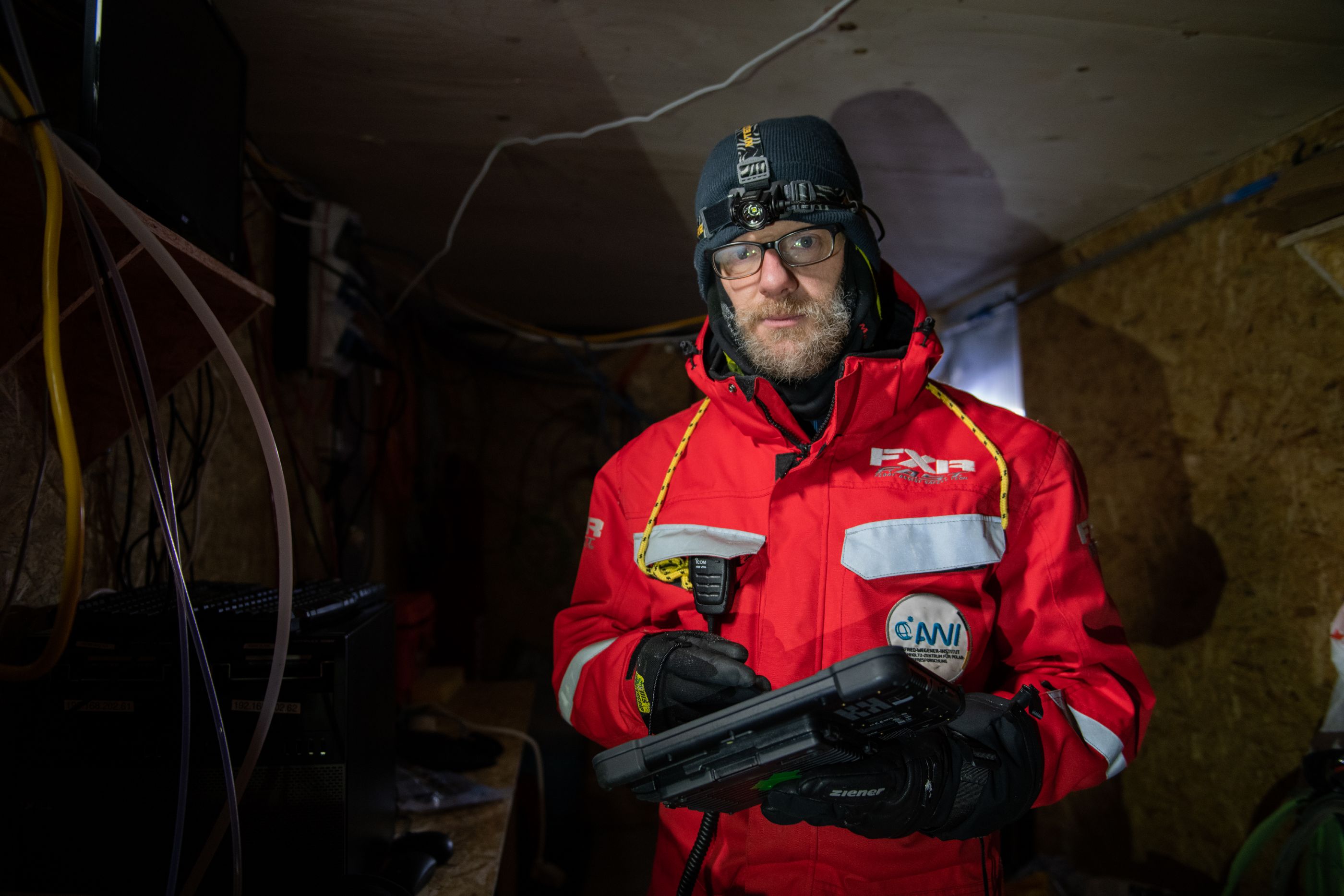 The largest Arctic science expedition in history finds itself on ...