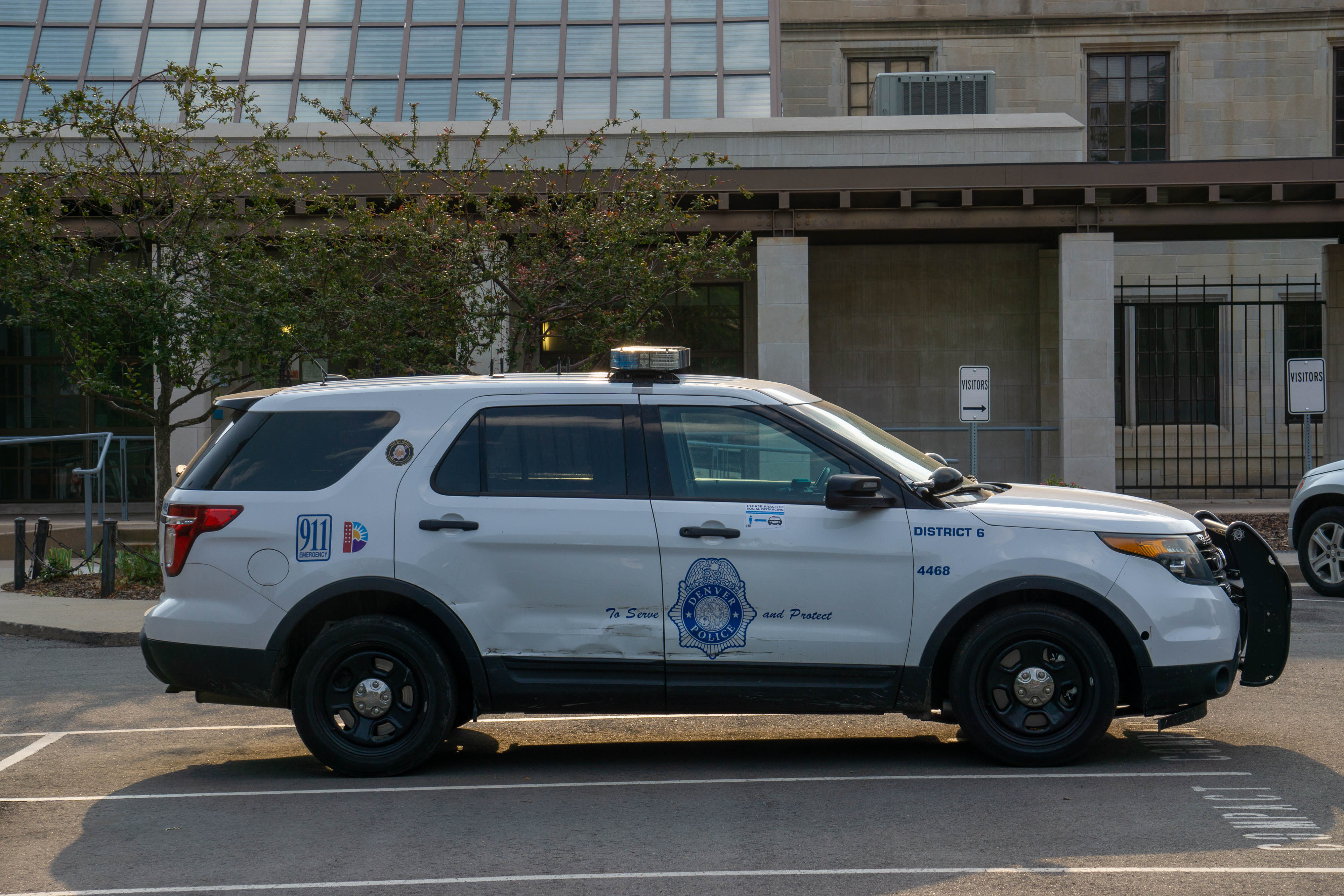 Denver police officer shot in the leg, critically hurt - The Colorado Sun