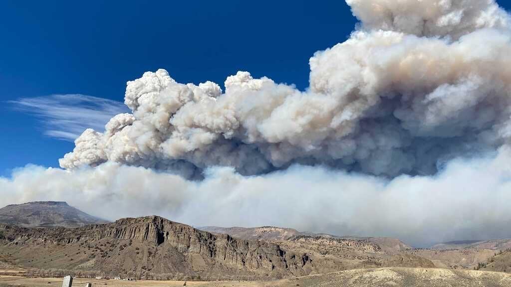 Wildfires make work to reduce Colorado's greenhouse gas emissions even ...