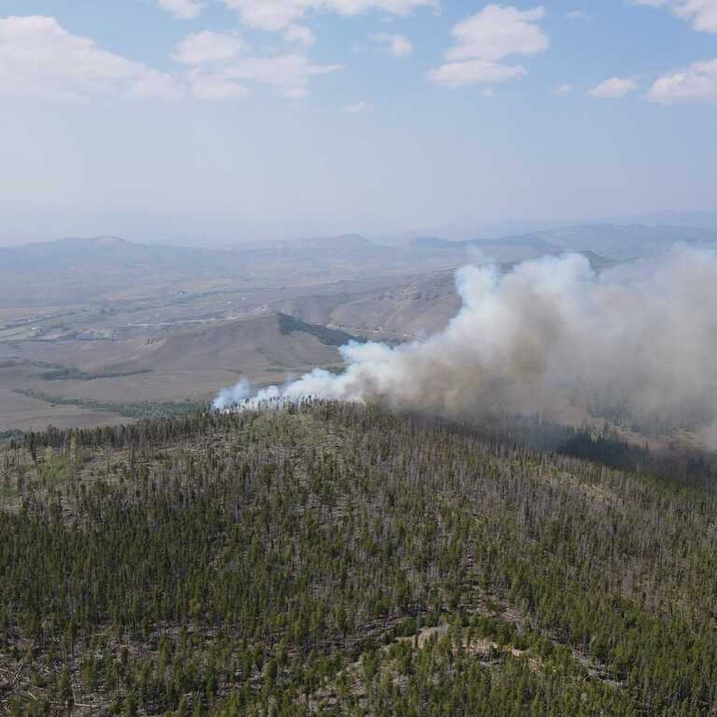 Black Mountain fire prompts pre-evacuation notices