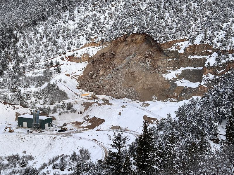 Rock slide halts mining at controversial Glenwood Springs quarry
