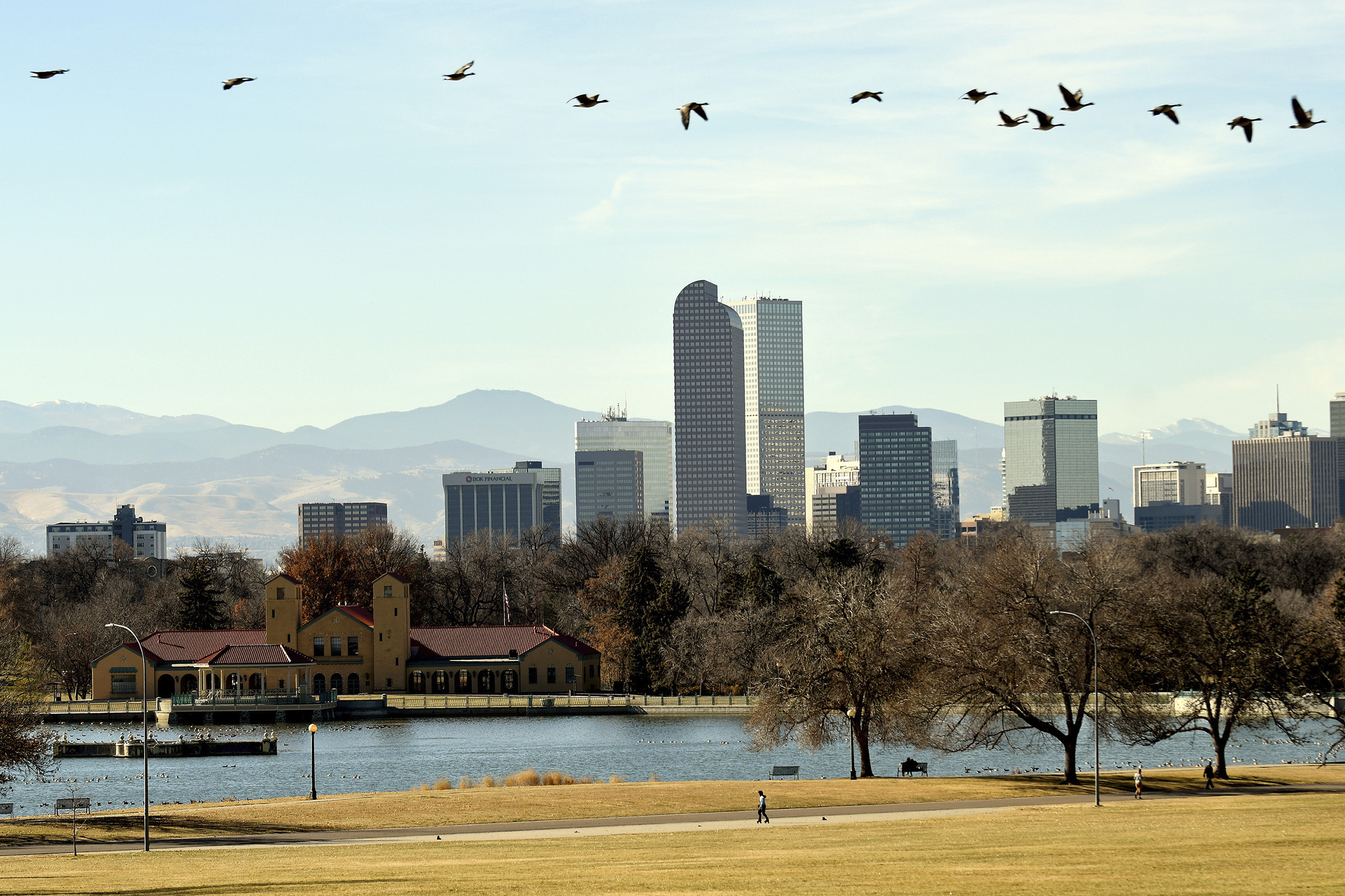 Meet Denver's 16 mayor candidates through their airport greeting