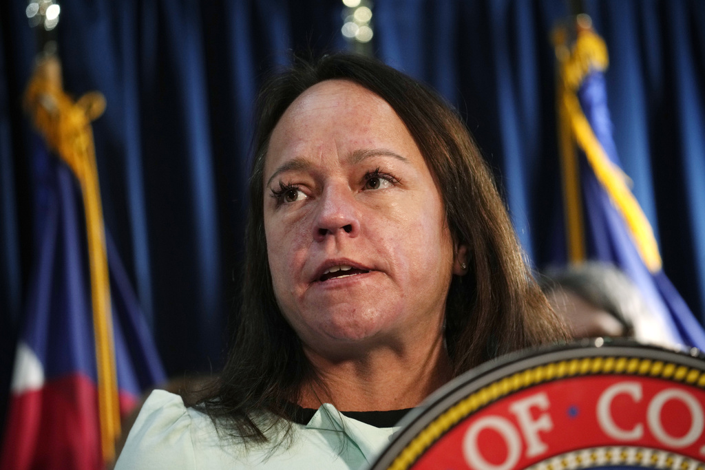 Democratic leader in Colorado Senate suffers head injury in bike crash ...