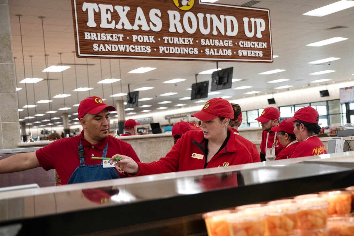 Inside Buc-ee’s, the big, beloved convenience store opening its first ...