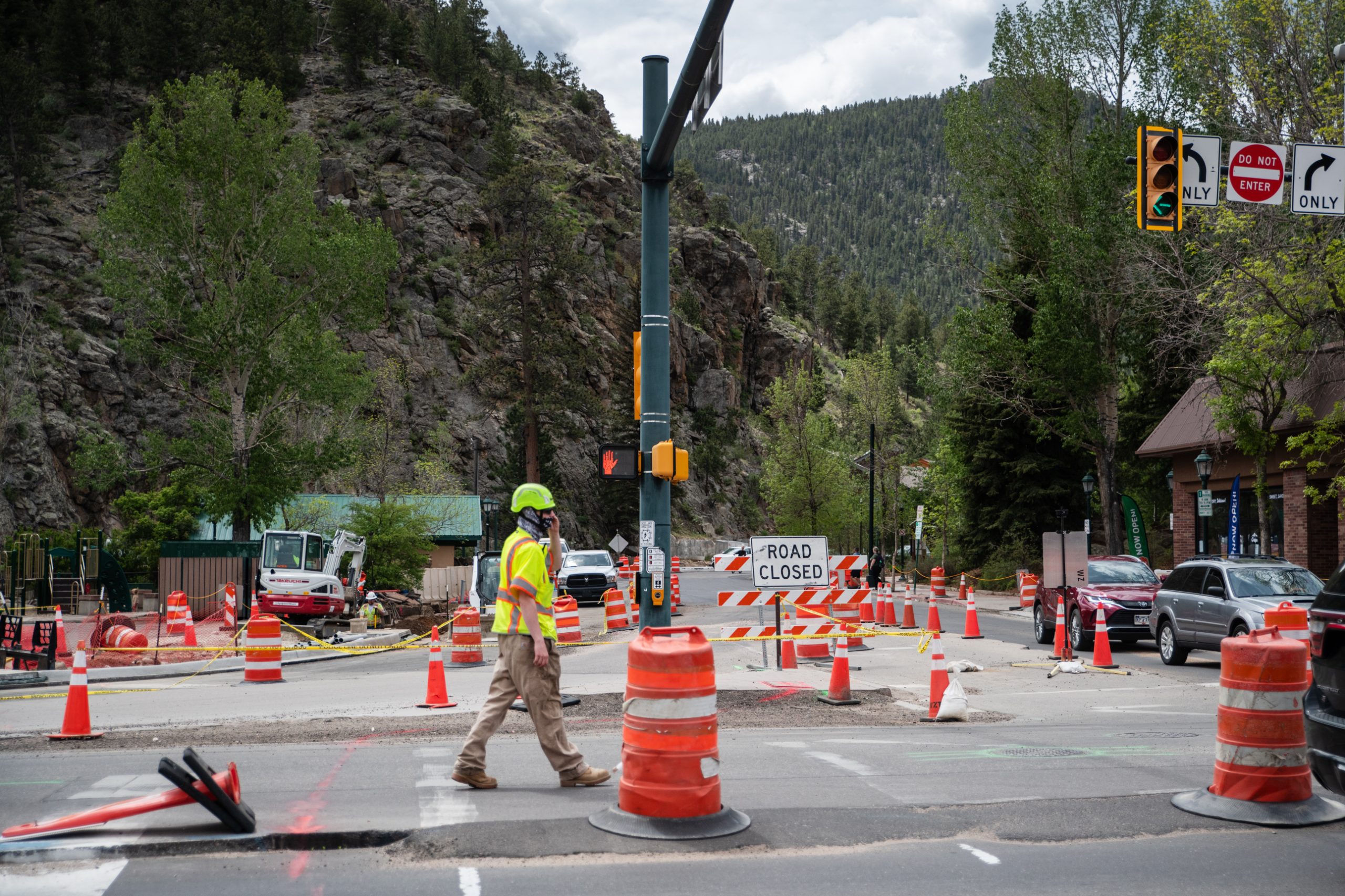 Navigating Estes Park: Construction, elk and timed entry at Rocky ...