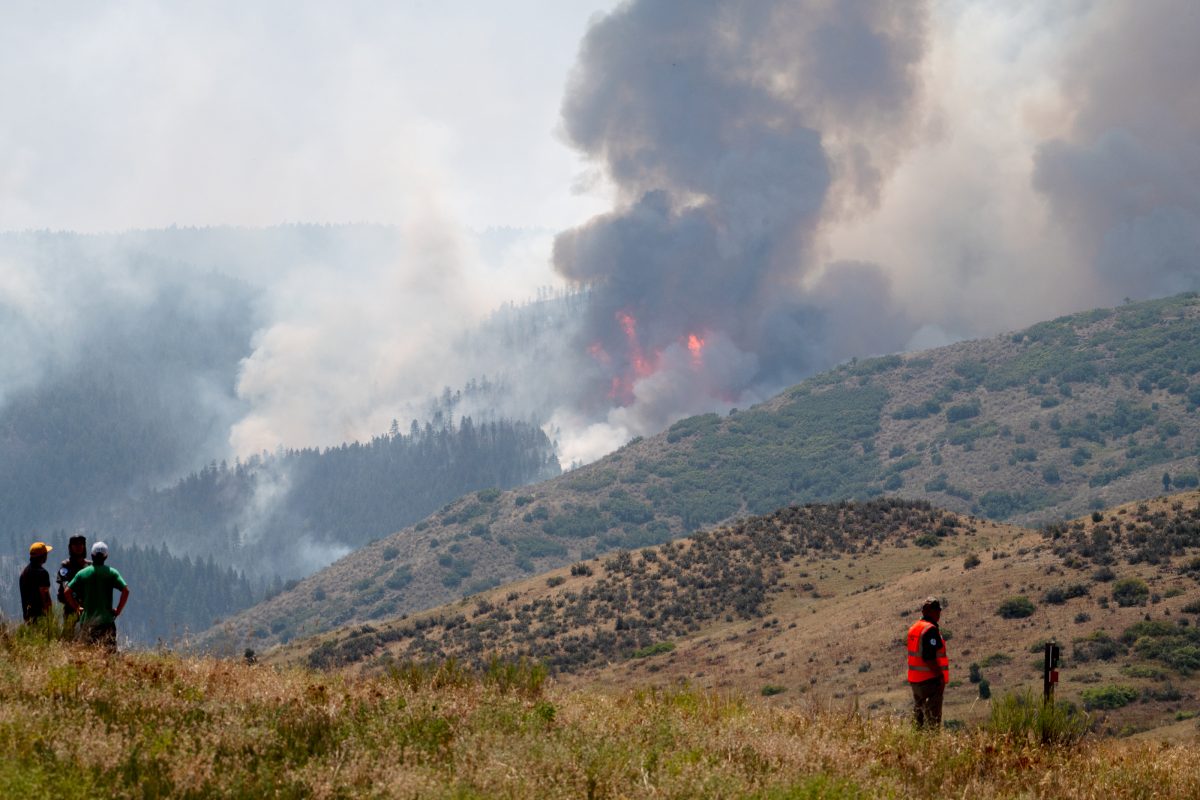 Wildfires burning in foothills near Denver as fire crews work to contain