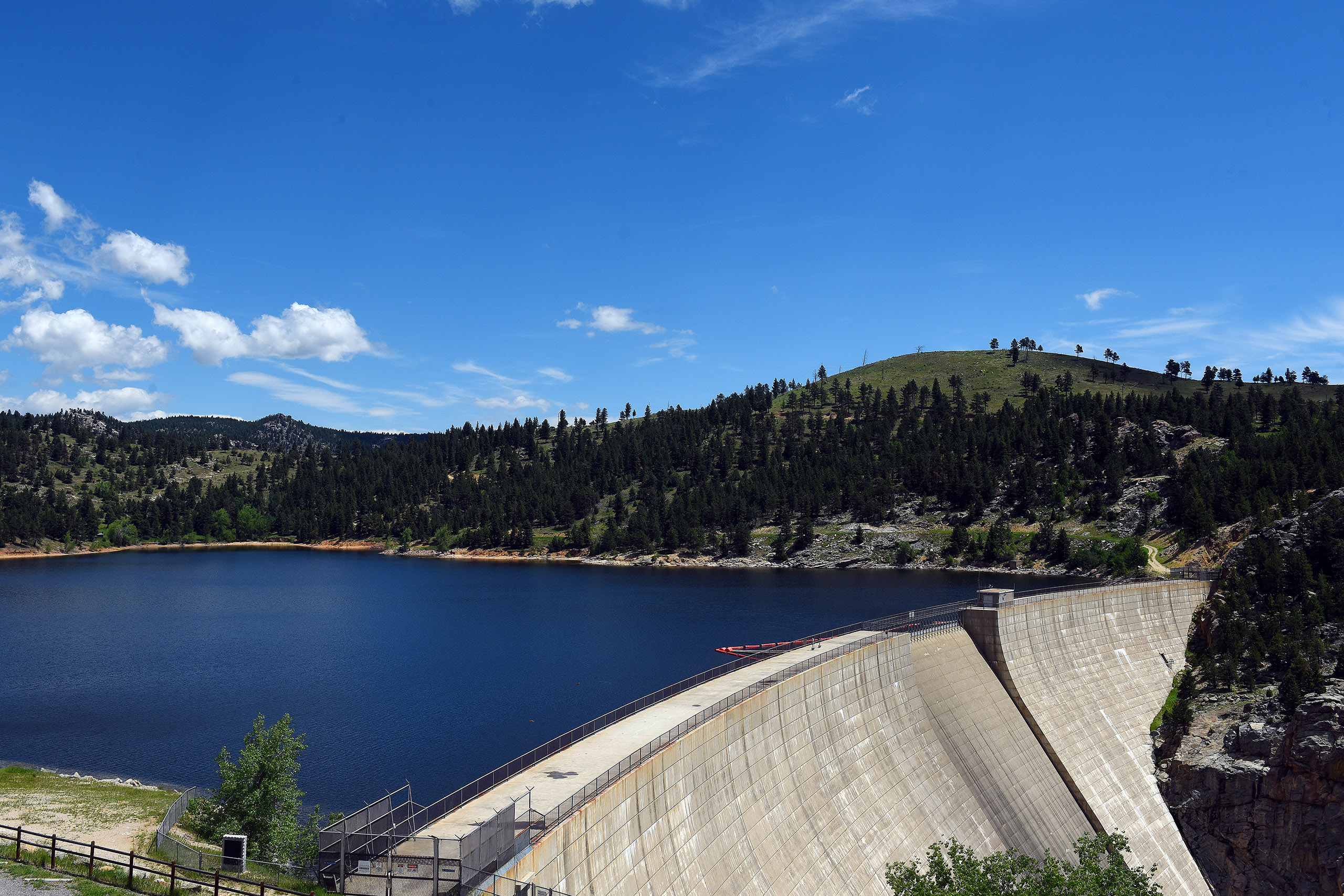 Fourth Front Range wildfire burns home, forces evacuations near Gross ...