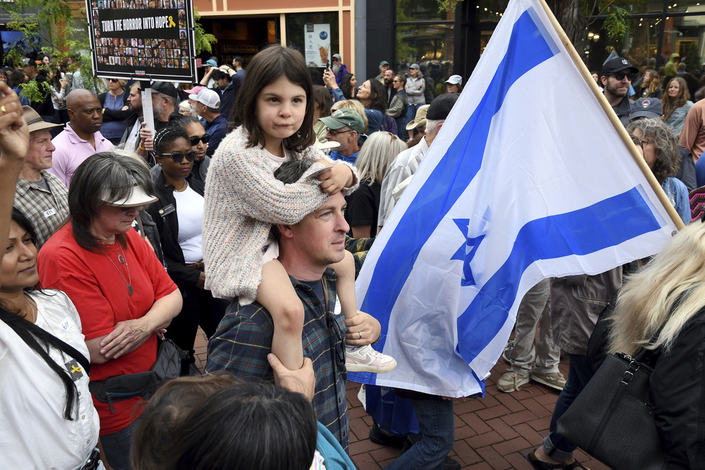 Israeli hostages highlighted at Boulder Jewish Festival after attack on ...